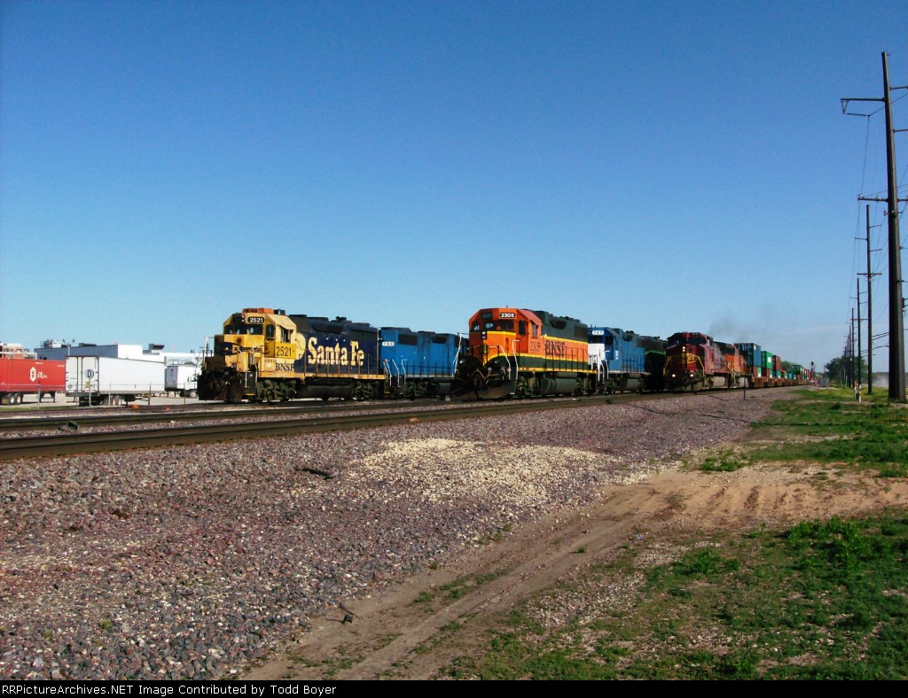 BNSF 678